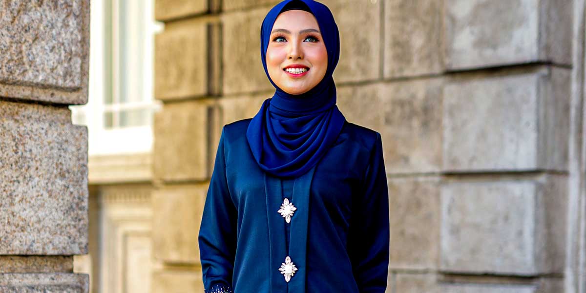Kebaya Sareema Navy Blue - Habibi