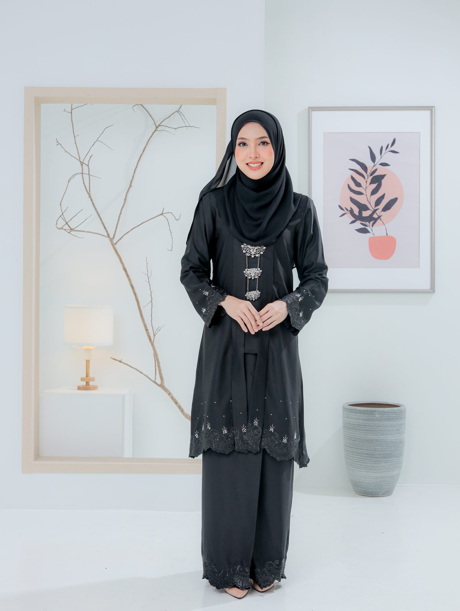 KEBARUNG MAHSURI BLACK - Habibi