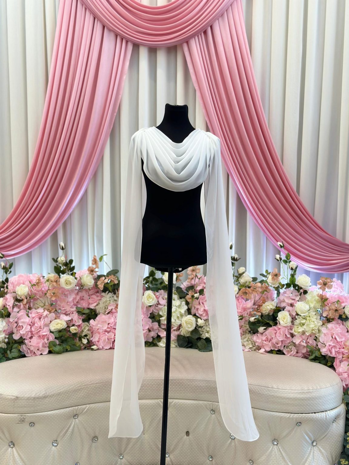 Instant Drape Cape - Habibi